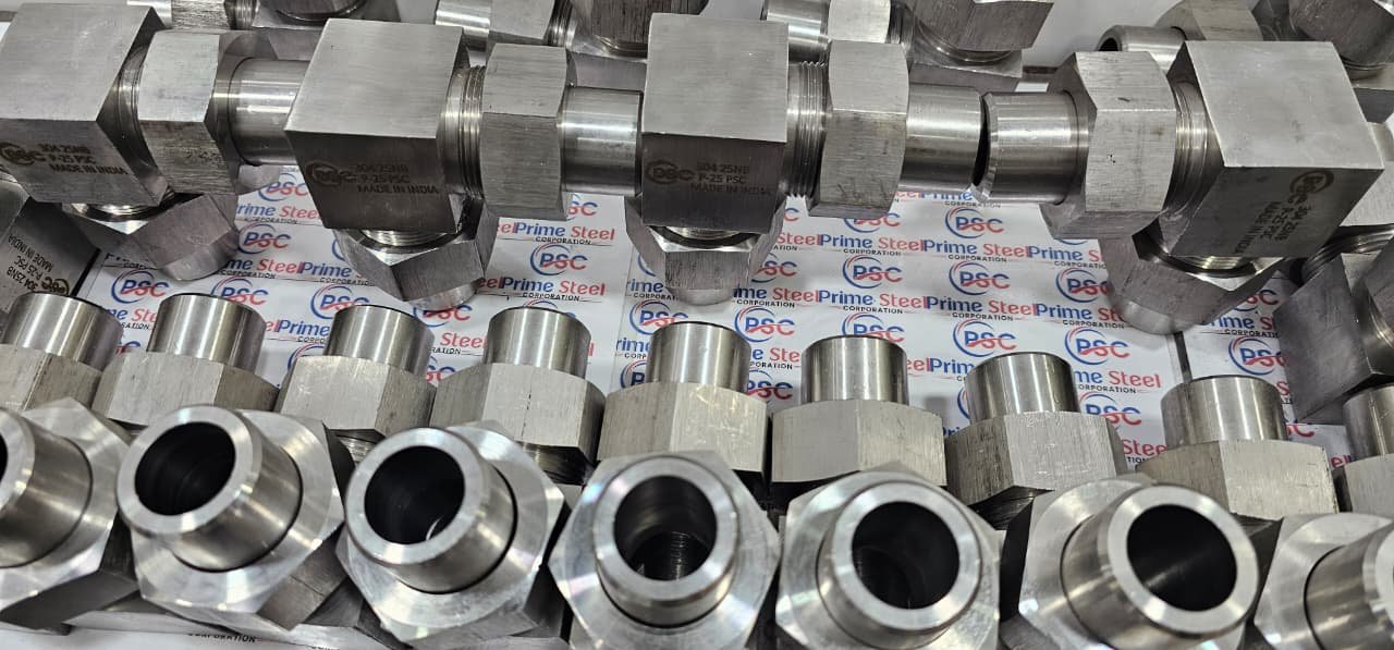 SS 304 Hydraulic Weldable Elbow 3000# 25NB Manufacturer